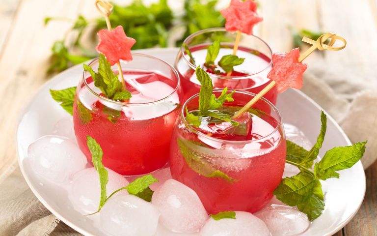 Cómo hacer agua de sandía, una opción refrescante y exquisita | Cipo360