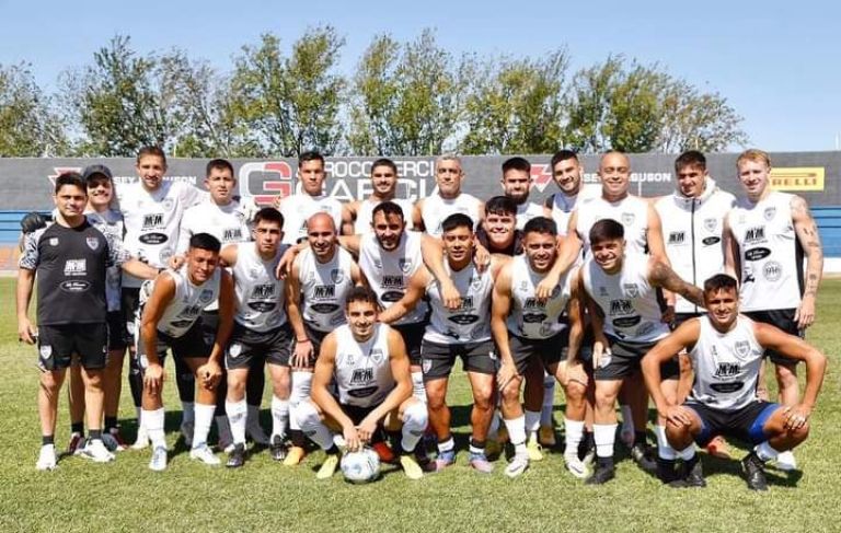 Cipo se refuerza día a día para la temporada 2024: regresó Alex Verón y ...