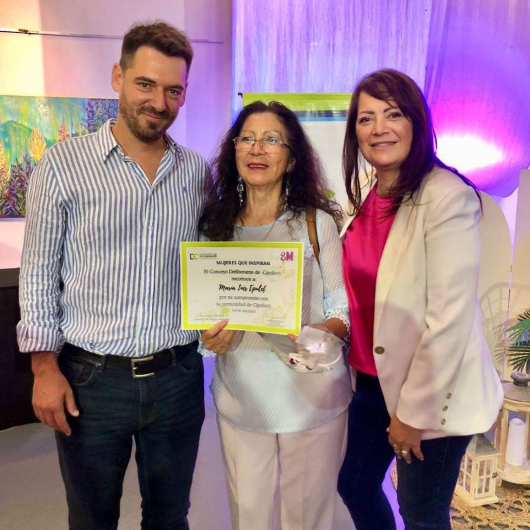 Mucha emoción en el reconocimiento a las 18 mujeres destacadas del año ...