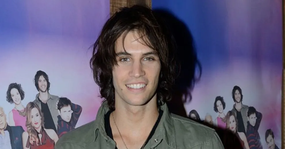 El cambio radical de look de Pablo Martínez, actor de Casi Ángeles que ...