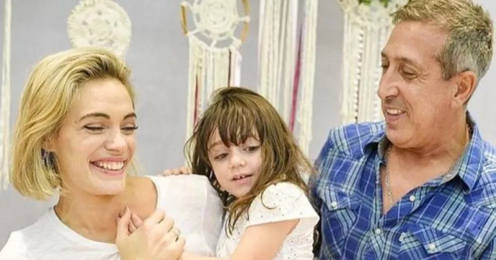 Cómo afectó a Gina, la hija de Emilia Attias y el Turco Naim, la ...