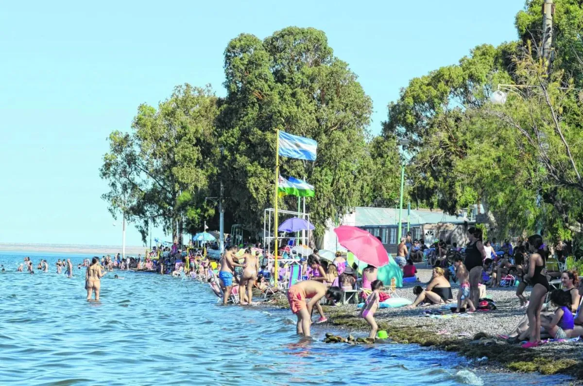 El calor encendió los ánimos en Lago Pellegrini: disturbios y alcohol ...